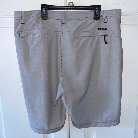 Ascend | Shorts | Ascend Trailhead Shorts For Men Light Grey Stripe ...